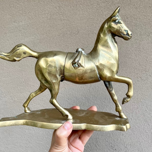 Large Horse Statue on Stand - Etsy