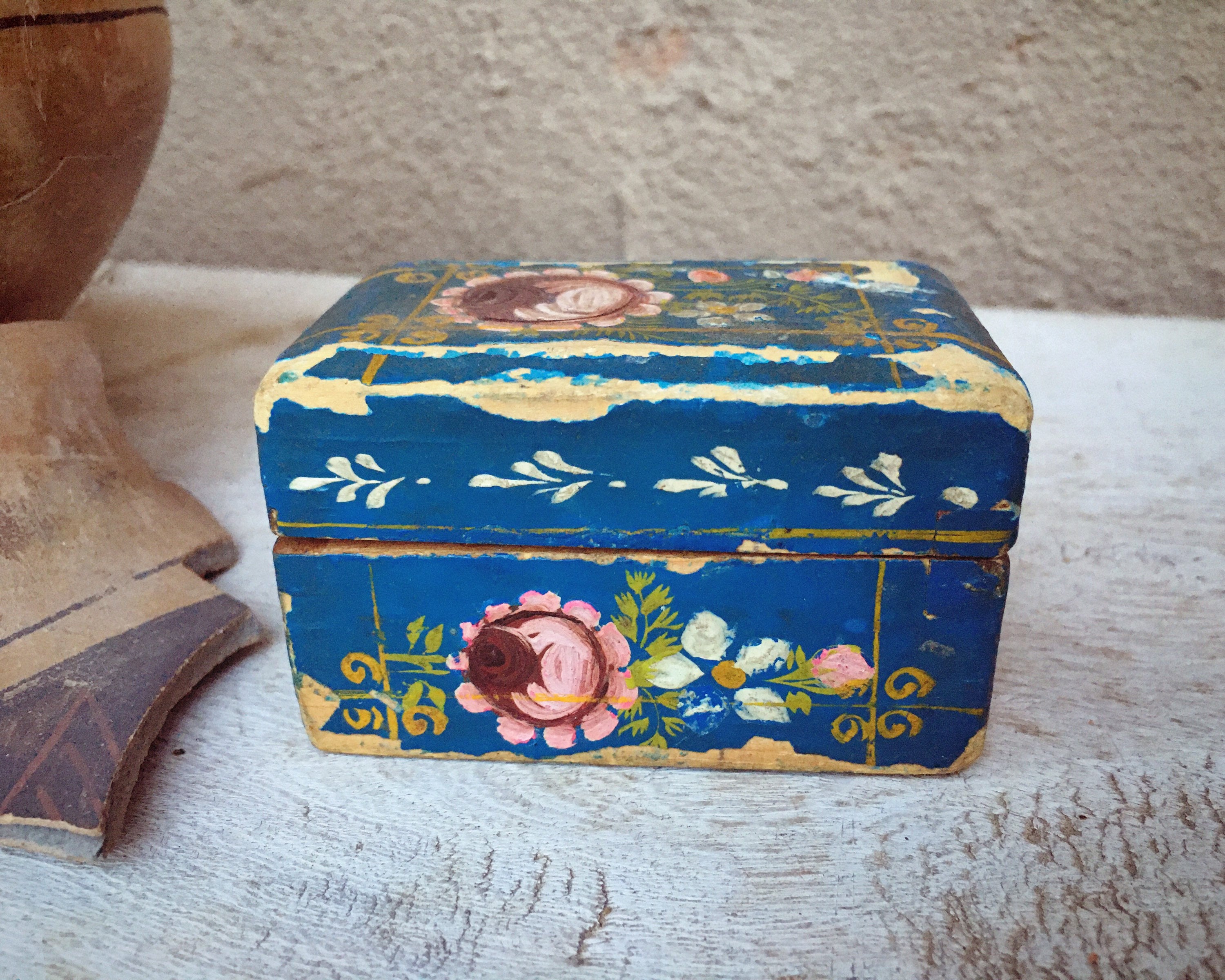 Very Small Tiny Vintage Mexican Lacquer Painted Wood Box with Floral ...