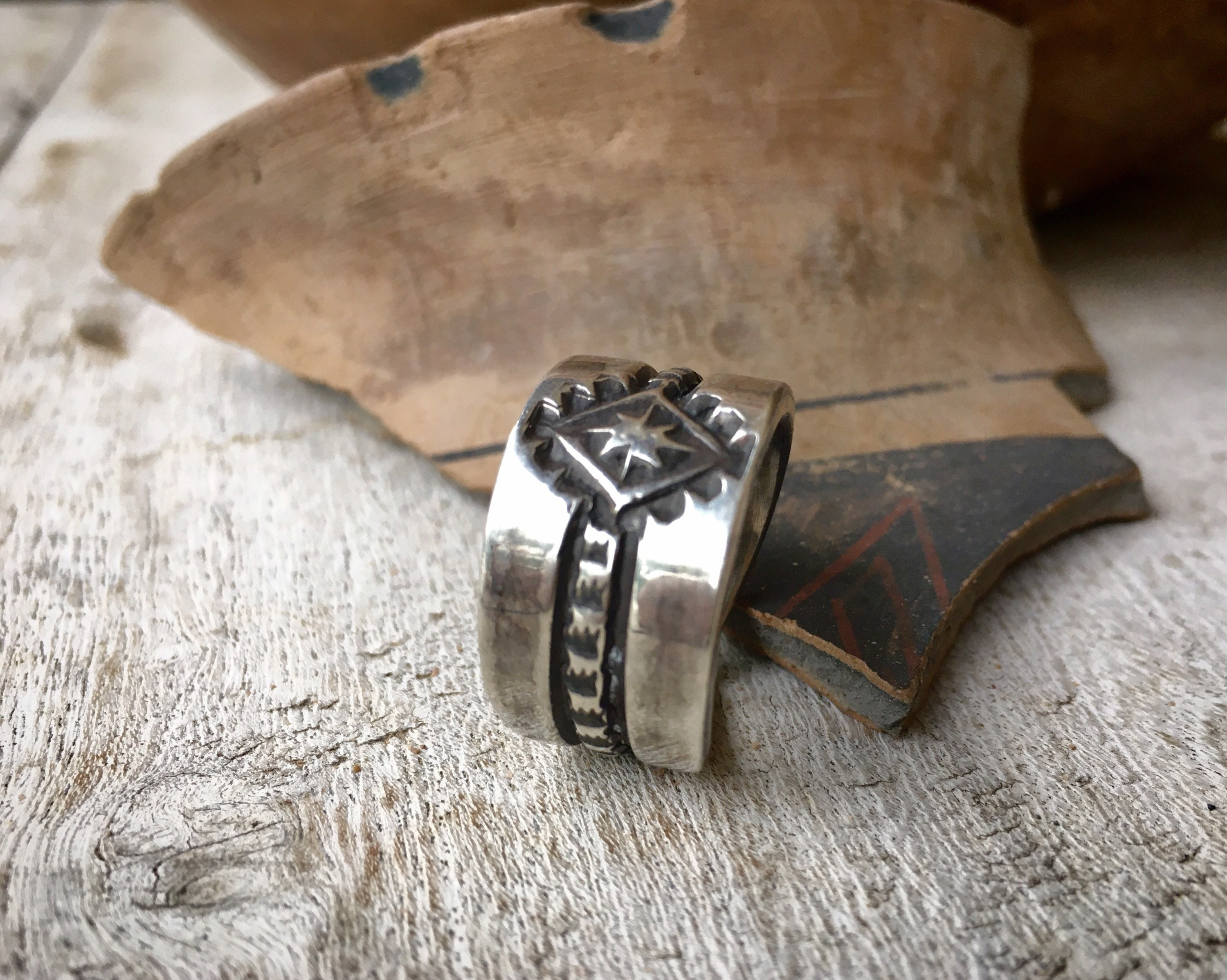 Navajo Elvira Bill Stamped Sterling Silver Cigar Band Ring Navajo Elvira Bill Stamped Sterling Silver Cigar Band Ring