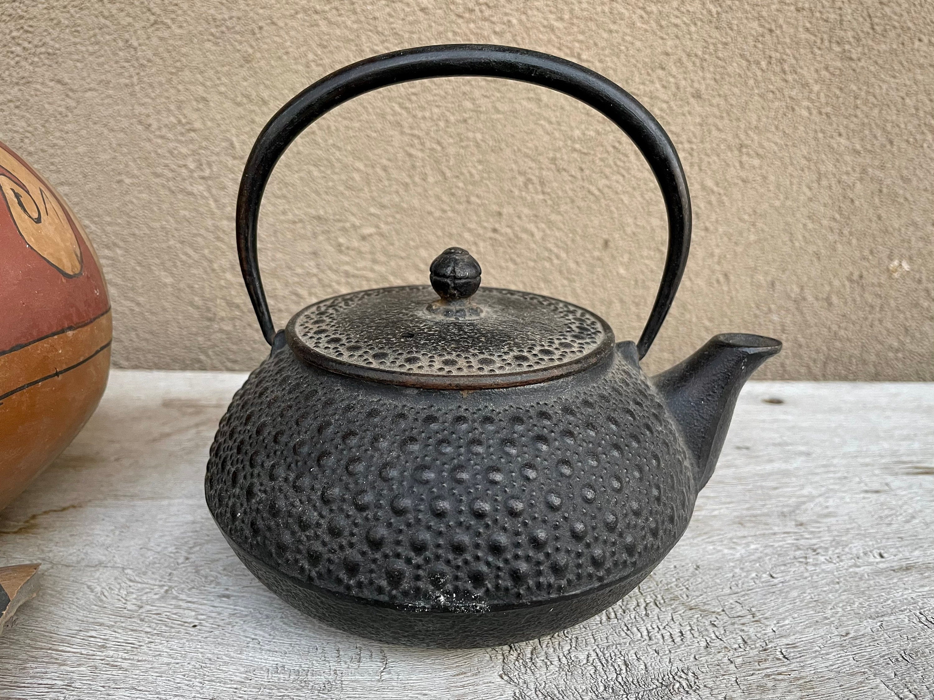Vintage Black Iron Japanese Teapot Arare Hobnail Pattern, Tetsubin Nanbu Tekki Tea Kettle