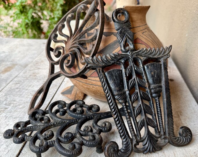 Three Vintage Cast Iron Trivets Metal Hotplates, Country Farmhouse ...