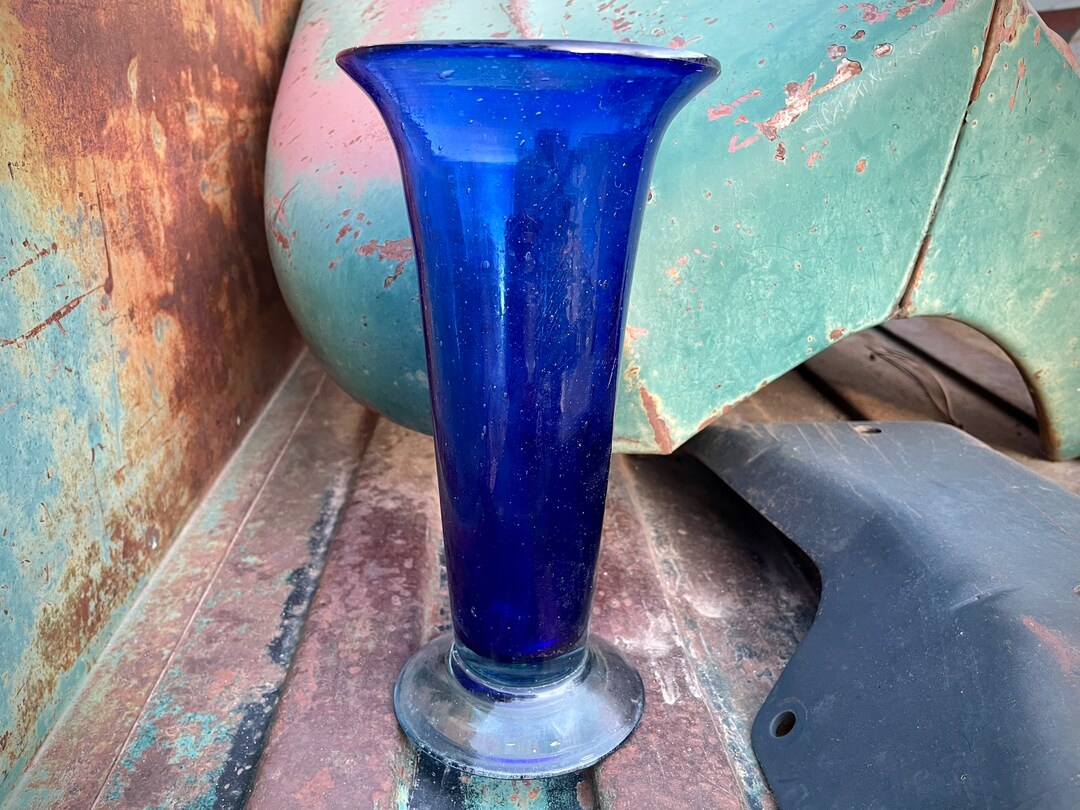 Vintage Mexican Hand-blown Cobalt Blue Glass Vase 9.75 - Etsy
