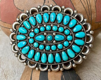 native necklaces • pins - romaarellano