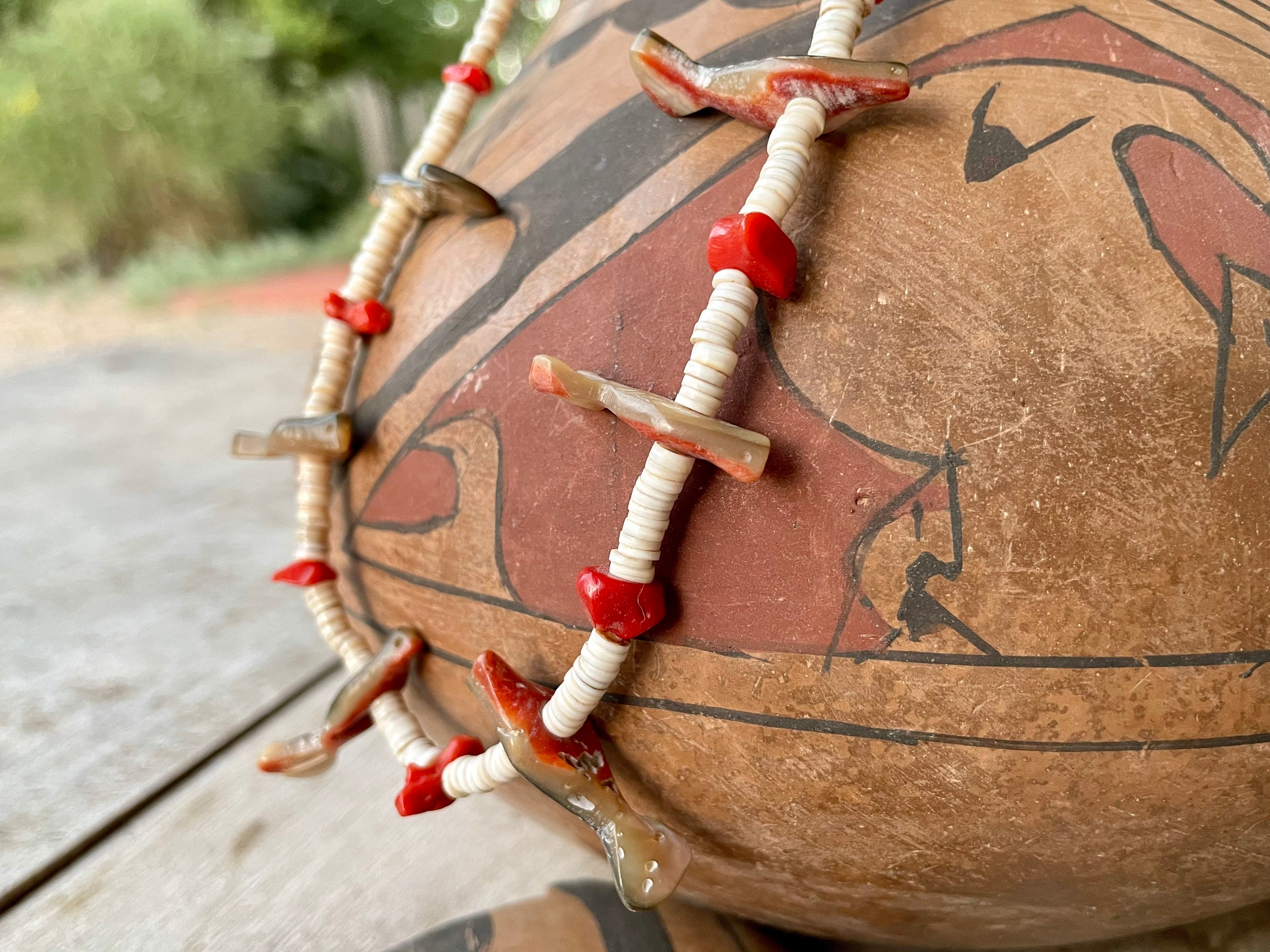 20 Carved Shell Bird Fetish Necklace for Women, Native American Indian ...