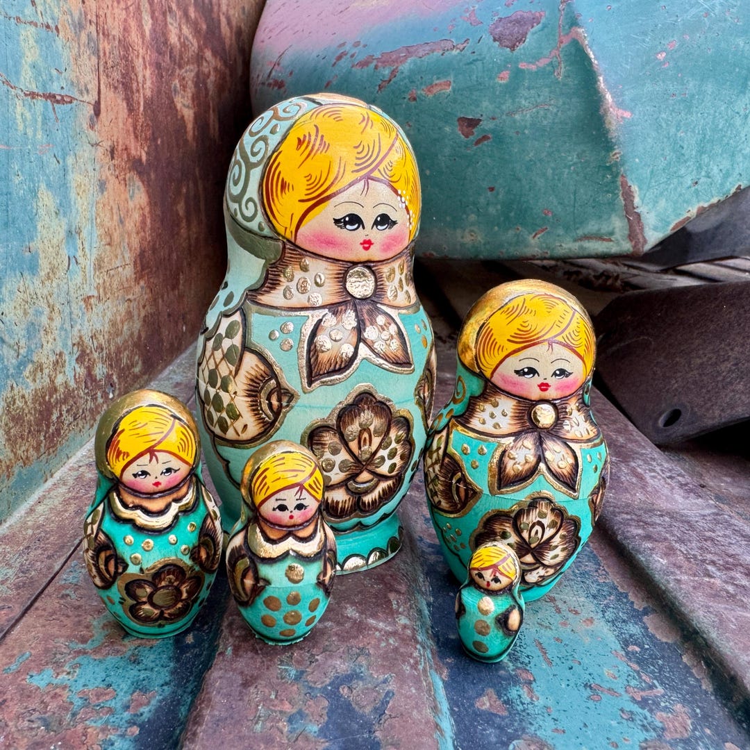Vintage Nesting Dolls 5-piece Hand-painted Signed 2001, Matryoshka ...