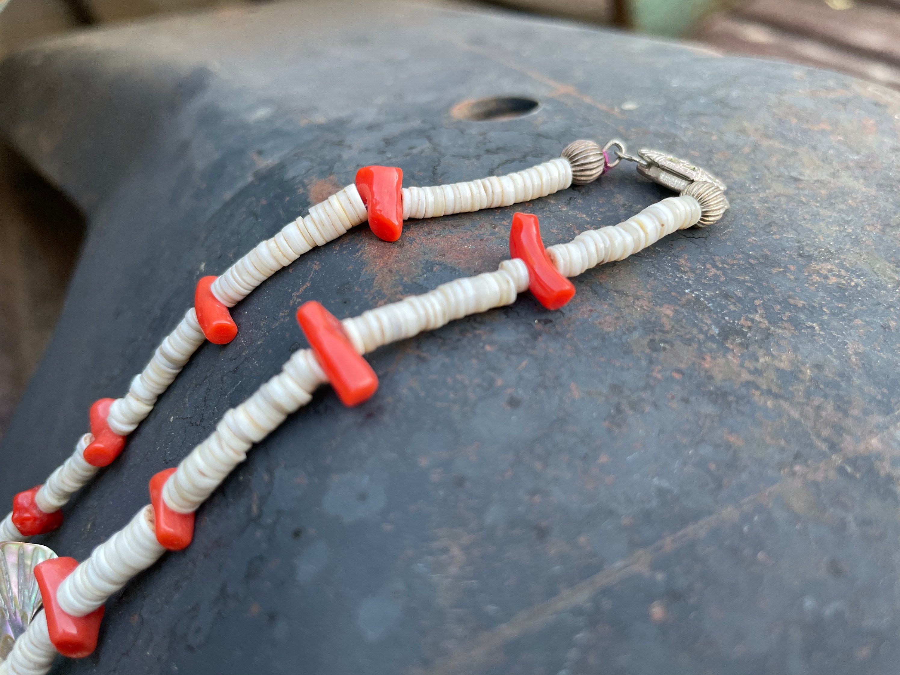 20 Carved Shell Bird Fetish Necklace for Women, Native American Indian ...