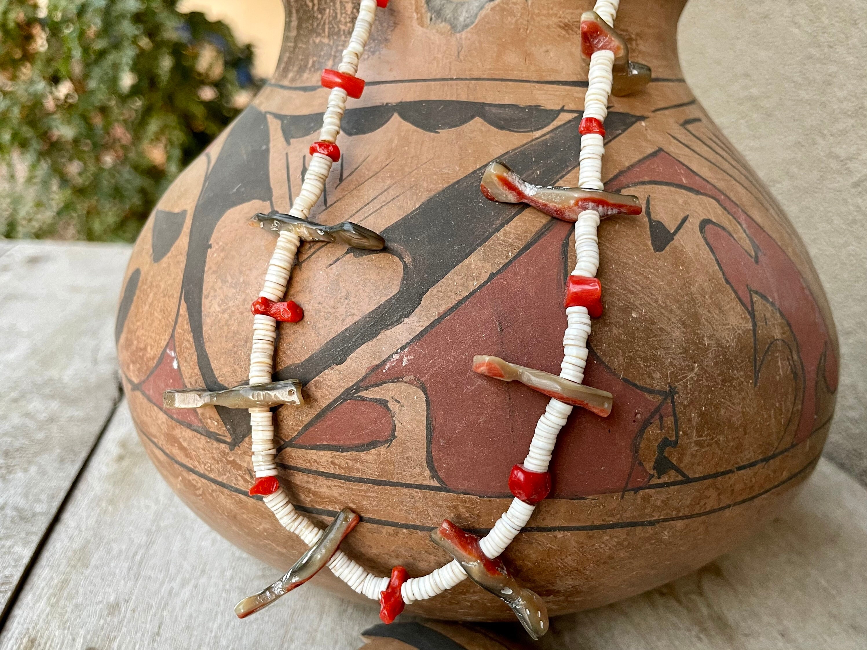 20 Carved Shell Bird Fetish Necklace for Women, Native American Indian ...