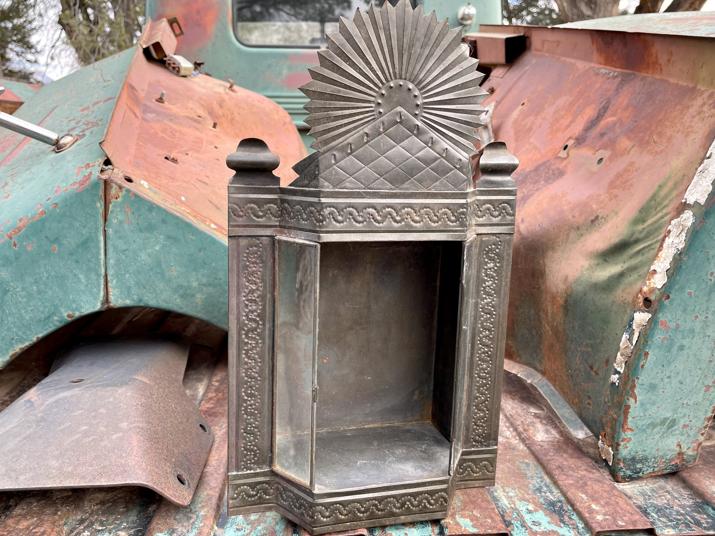 Vintage Mexican Tin Shrine Wall Hanging (Missing Door), Catholic ...