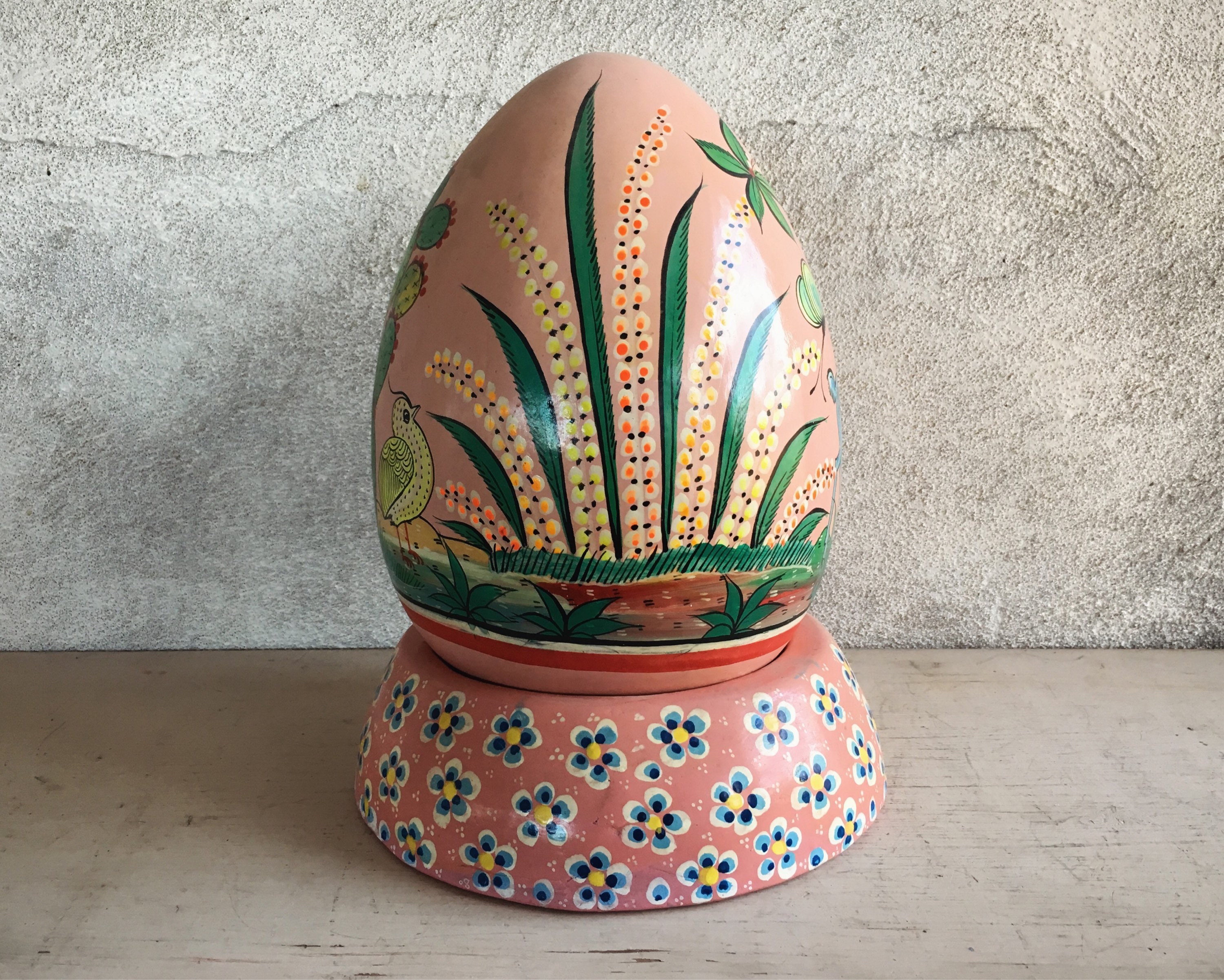 Rare Large Tlaquepaque Pottery Egg on Stand Fantasia Design, Pink Decor ...