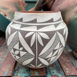 Lucy Lewis Pottery - Etsy