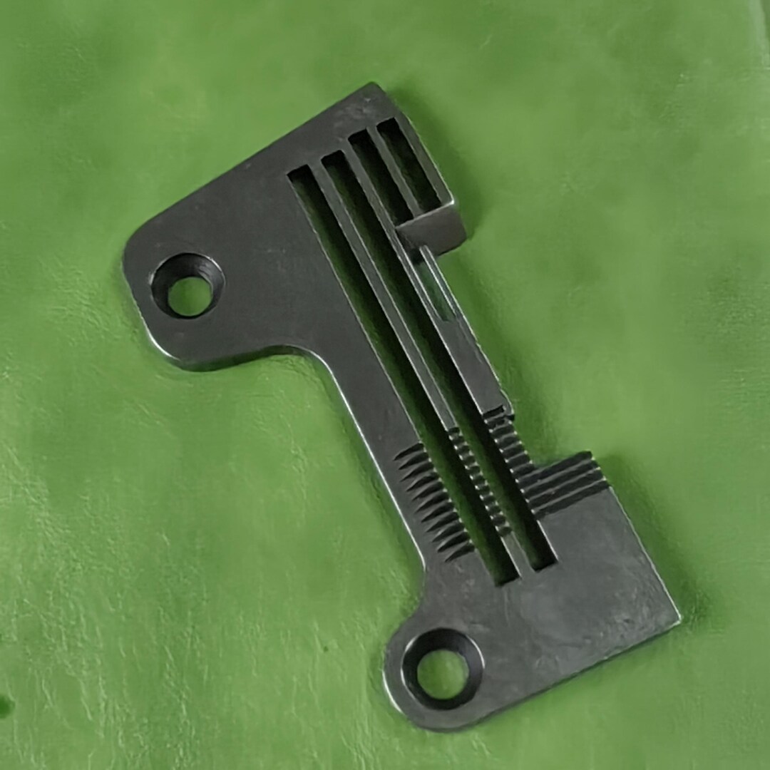 Original Japanese Needle Plate for MEROW Singer 831U 3-thread 1.2mm ...