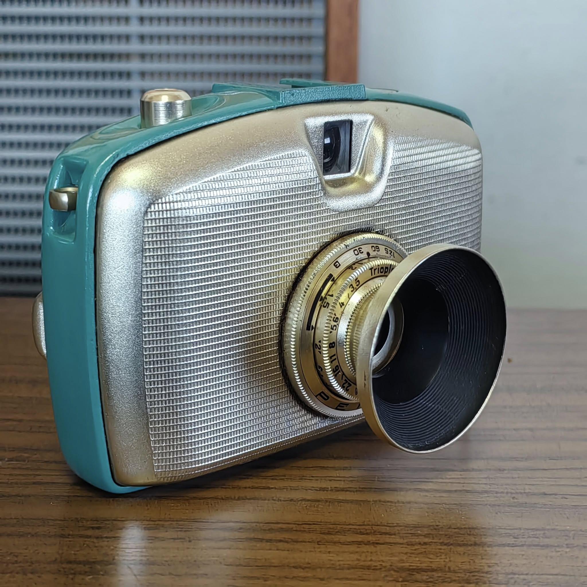 VINTAGE 50,s Compact 35mm "half-frame" Camera - Pentacon Welta Orix ...