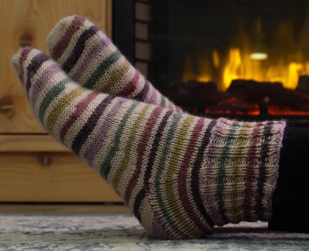 Simple Customizable Knit Sock Pattern on Two Circular Needles With ...