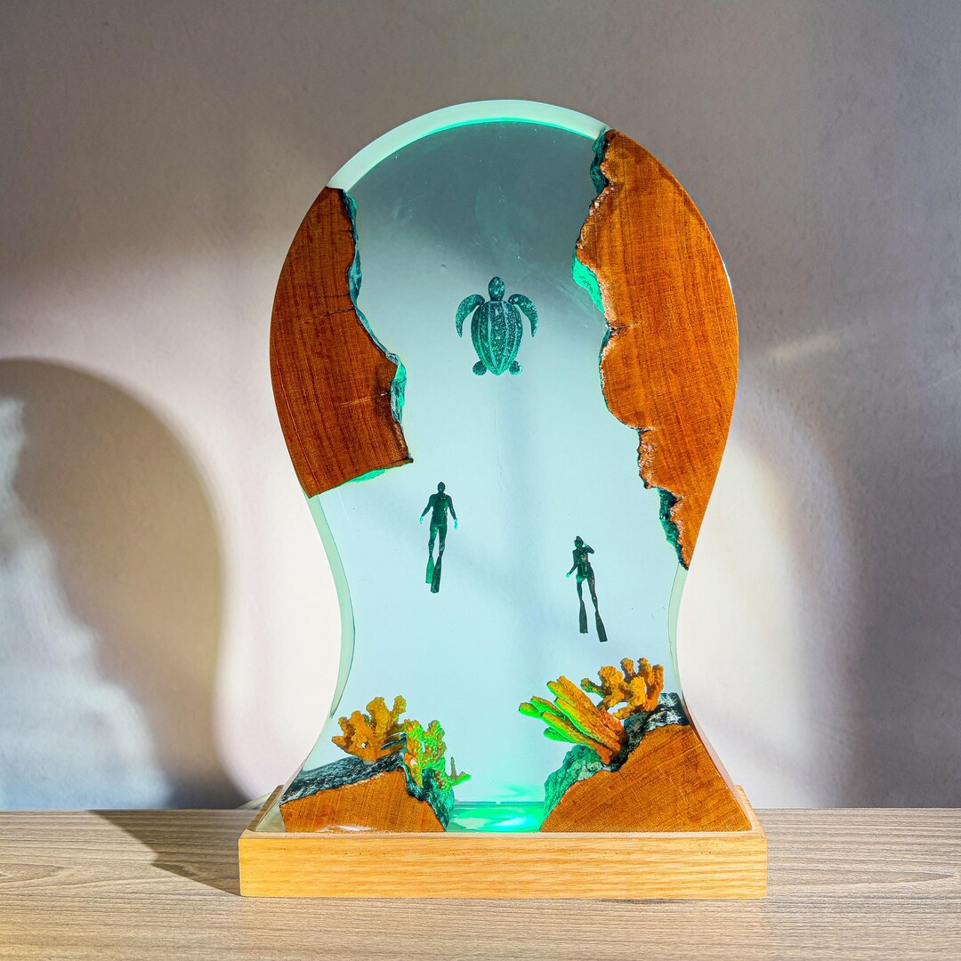 Sea Turtle Resin Lamp With Divers | Ocean Epoxy Night Light Decor ...