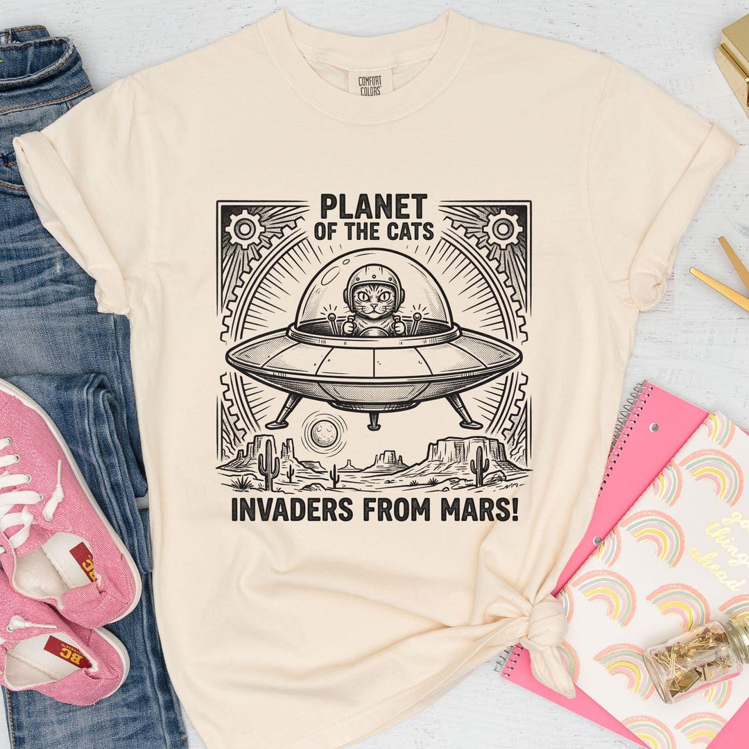Planet of the Cats Spaceship Cat T-shirt | Retro 1950s Sci-fi Invaders From Mars - Etsy