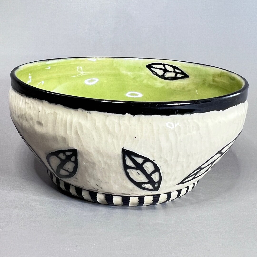 Sgraffito Stoneware Bowl, Celadon Glaze, Leaf Design - Etsy