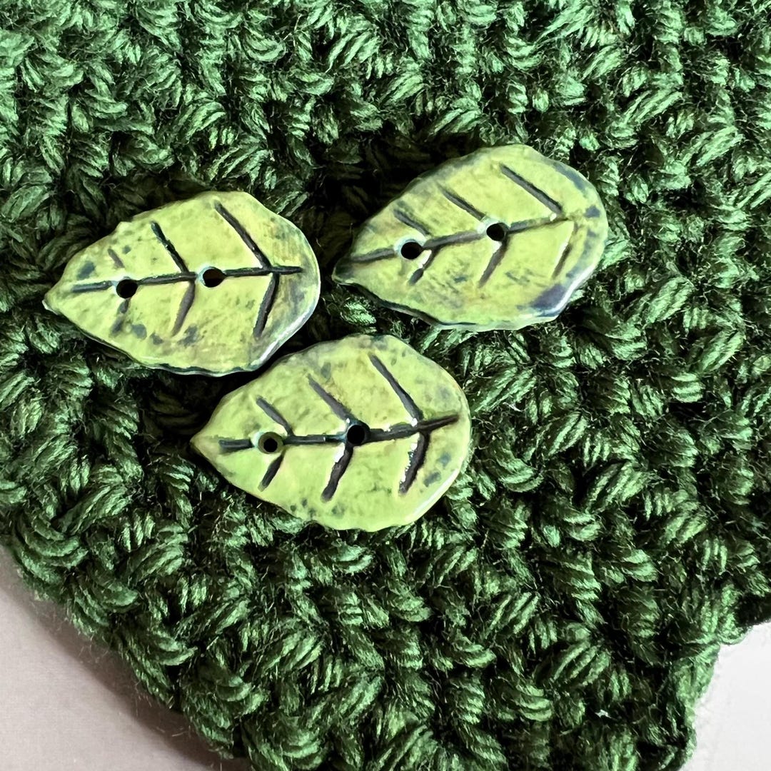 Leaf Shaped Ceramic Buttons Green With Dark Green Veins - Etsy