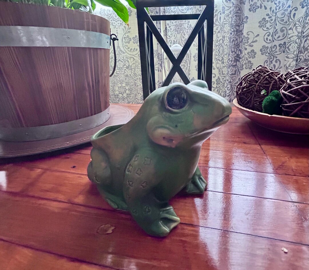 Charming Vintage Lefton Frog Planter for Succulents - Whimsical Green ...