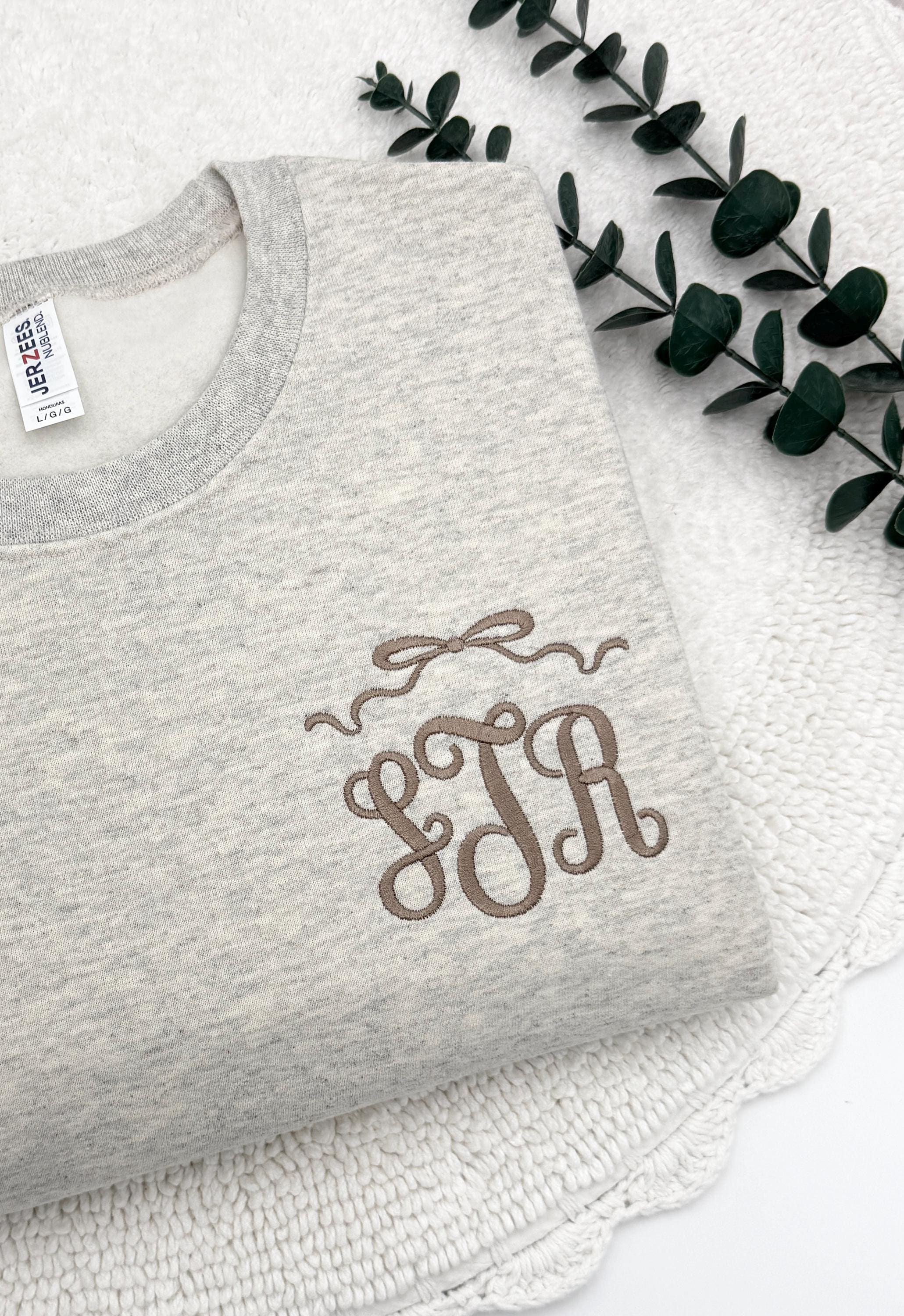 Personalized Embroidered Monogram Sweatshirt: Custom Bow Crewneck - Etsy