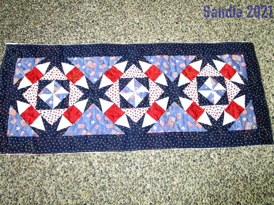 BL178 Blizzard Quilt Pattern 3 sizes and Accuquilt friendly | Etsy