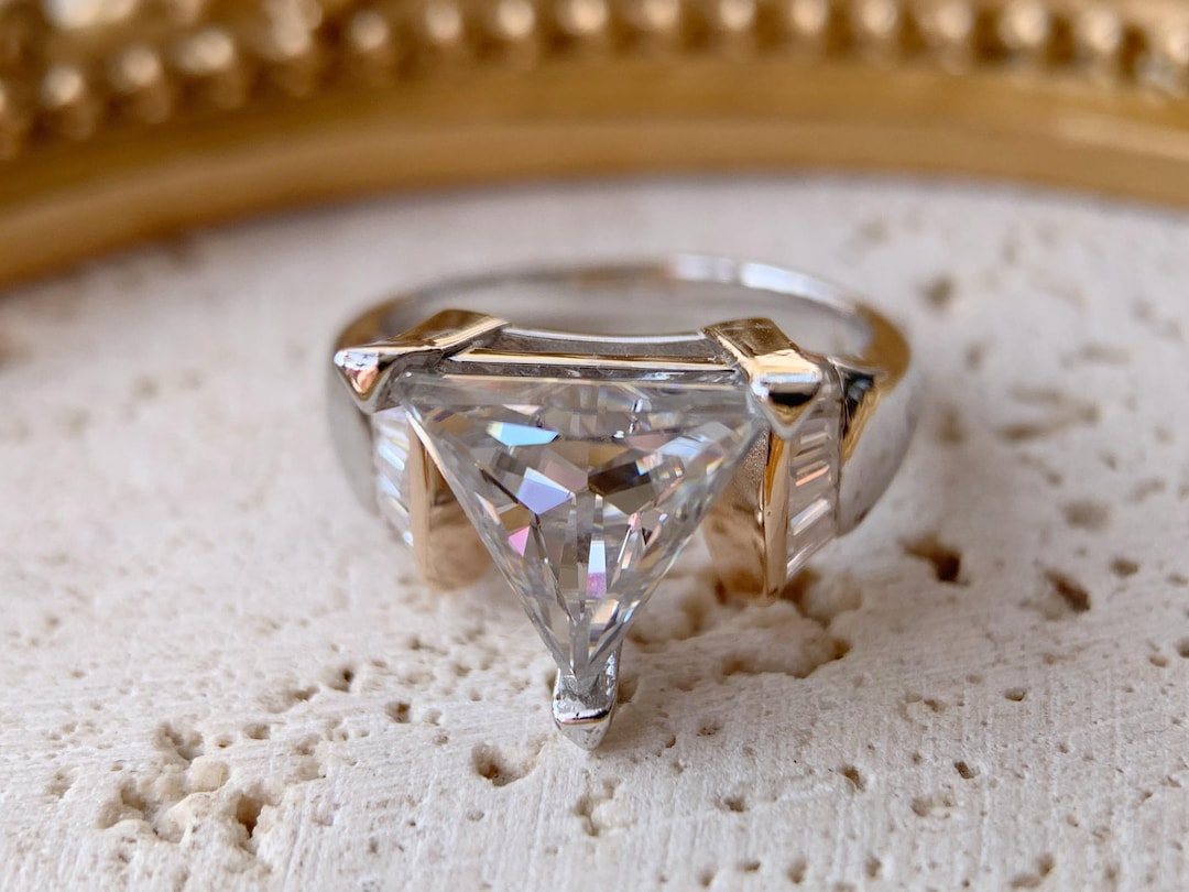925 Sterling Silver D Color Trillion Cut Moissanite Ring, Geometric ...