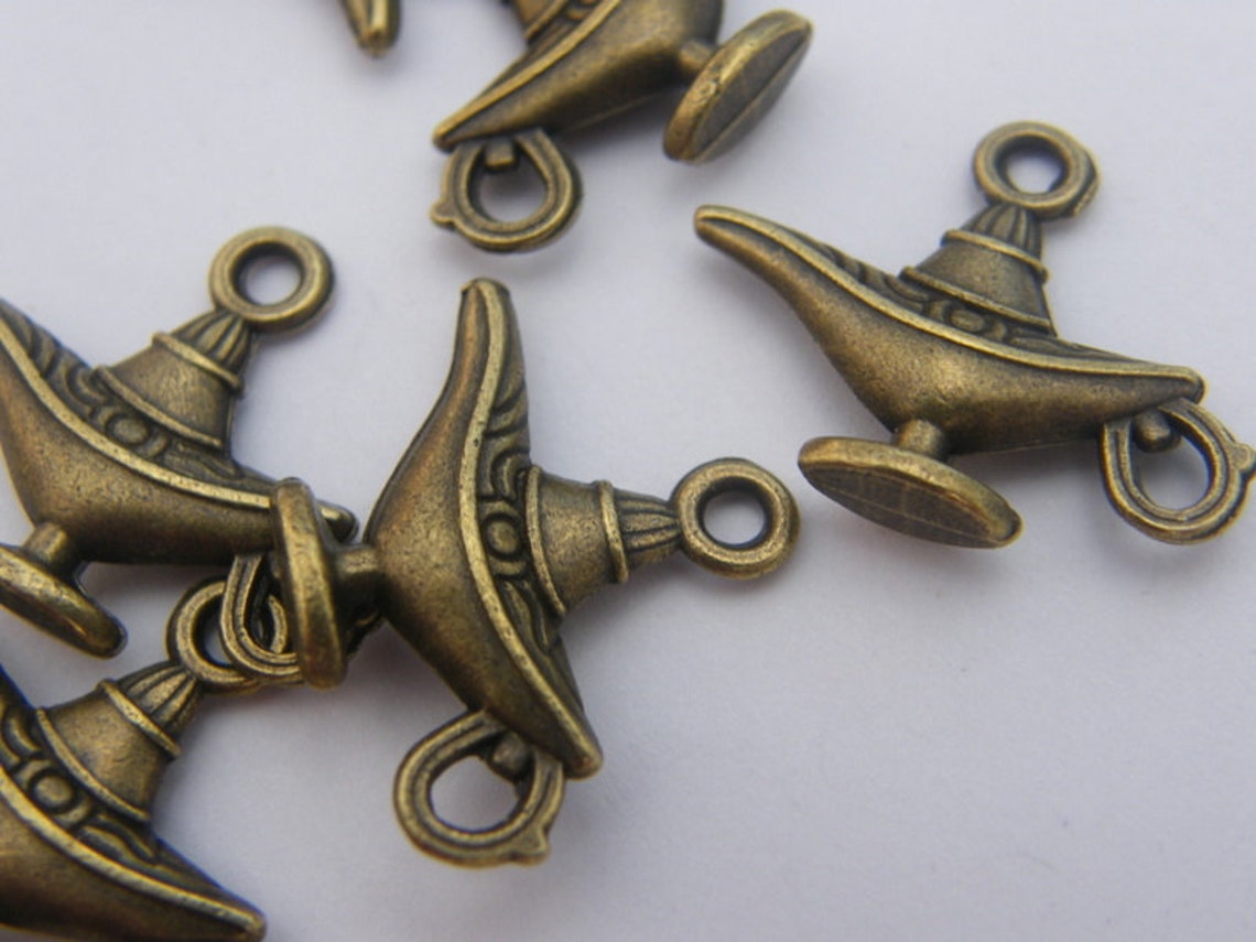 BULK 30 Magic Lamp Charms Antique Bronze Tone P624 - SALE 50% OFF - Etsy