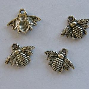 BULK 50 Bee Charms Antique Silver Tone A315 - Etsy