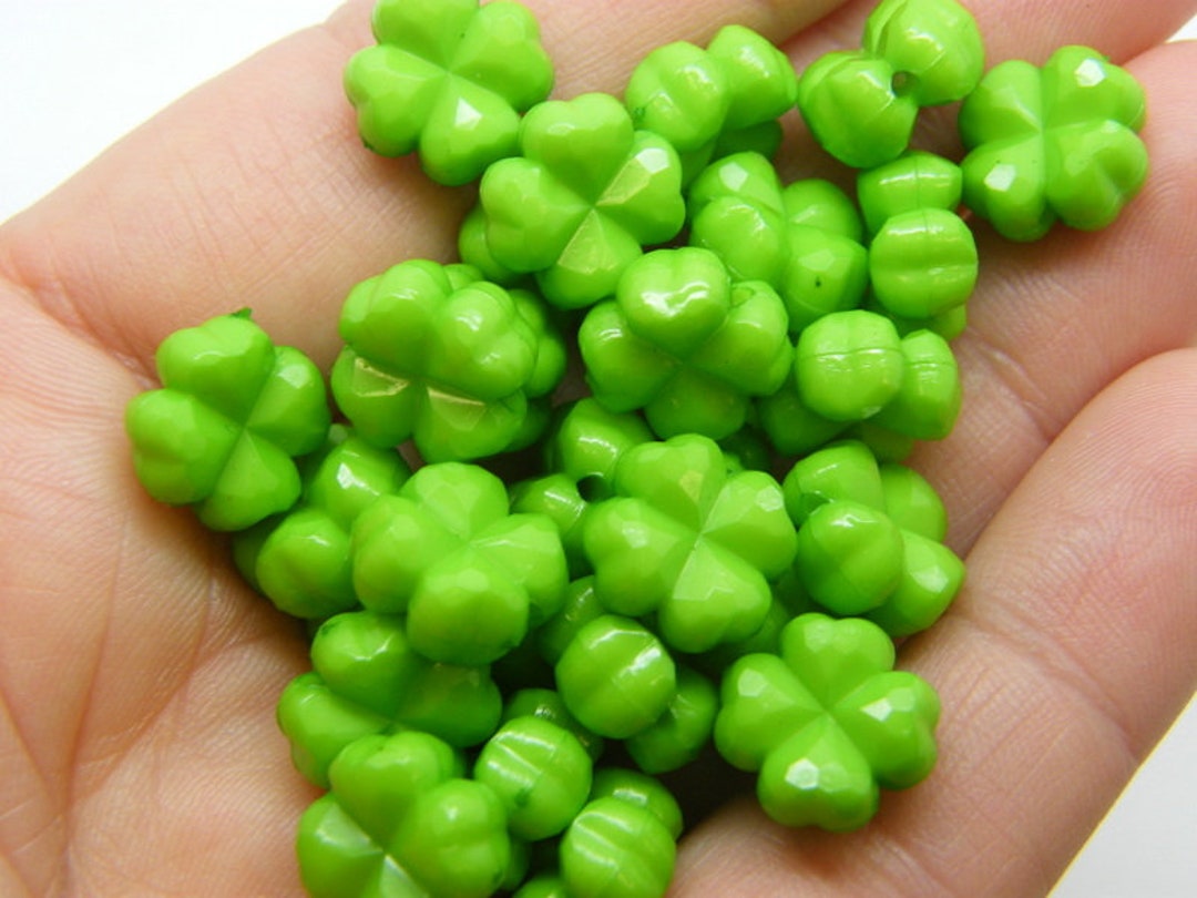 50 Four Leaf Clover Beads Green Acrylic BB827 - Etsy