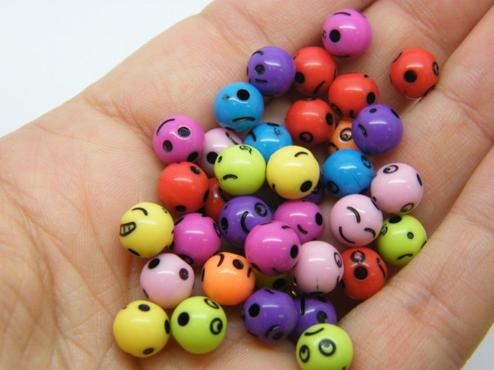 100 Face Beads Random Mixed Acrylic AB500 - Etsy UK