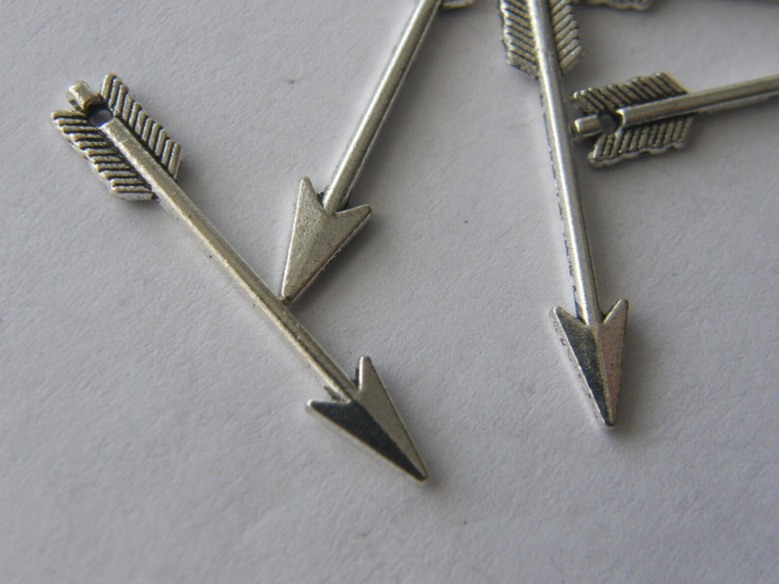 10 Arrow Charms Antique Silver Tone G45 - Etsy