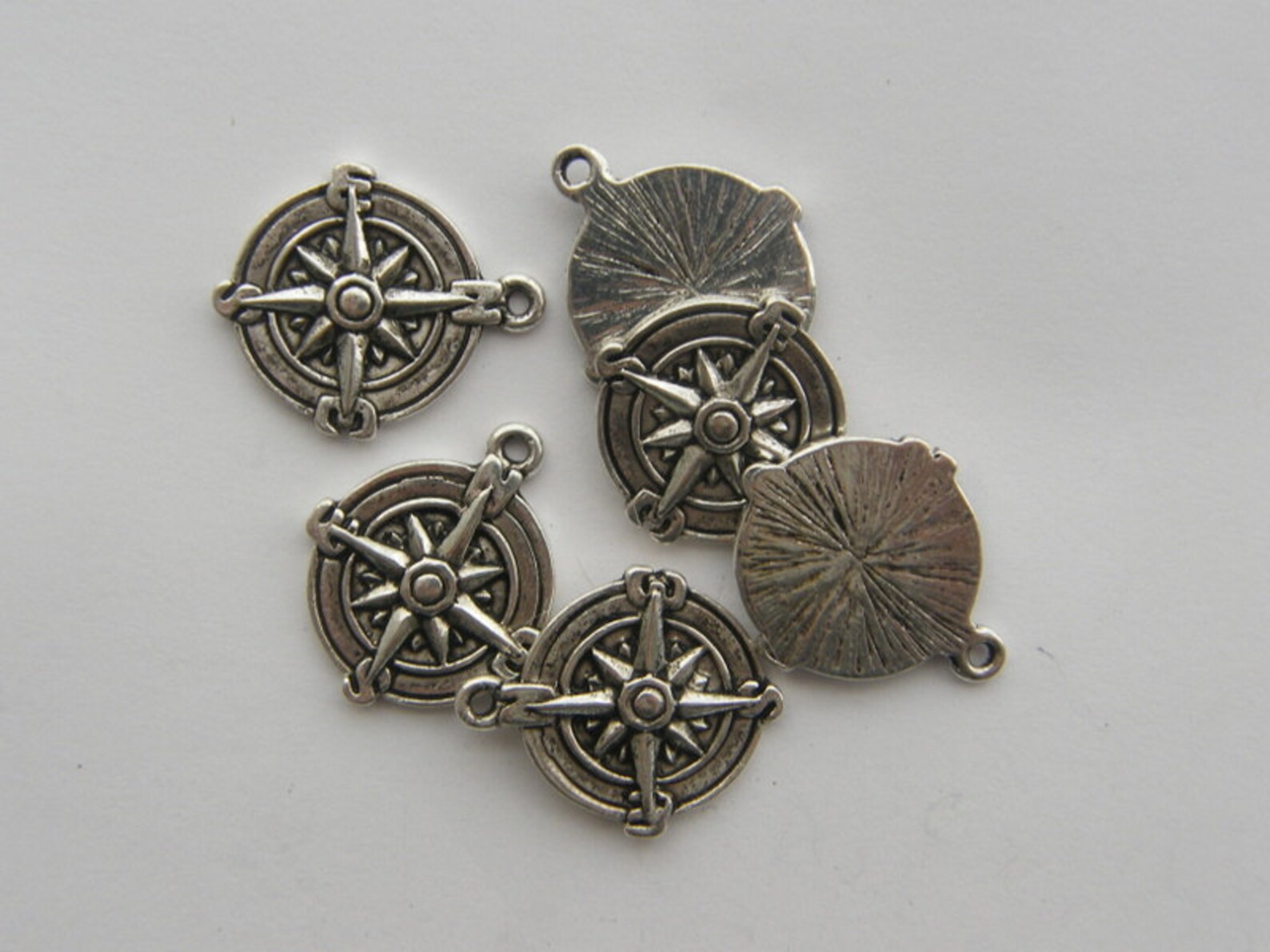 6 Compass Charms Antique Silver Tone FF711 - Etsy