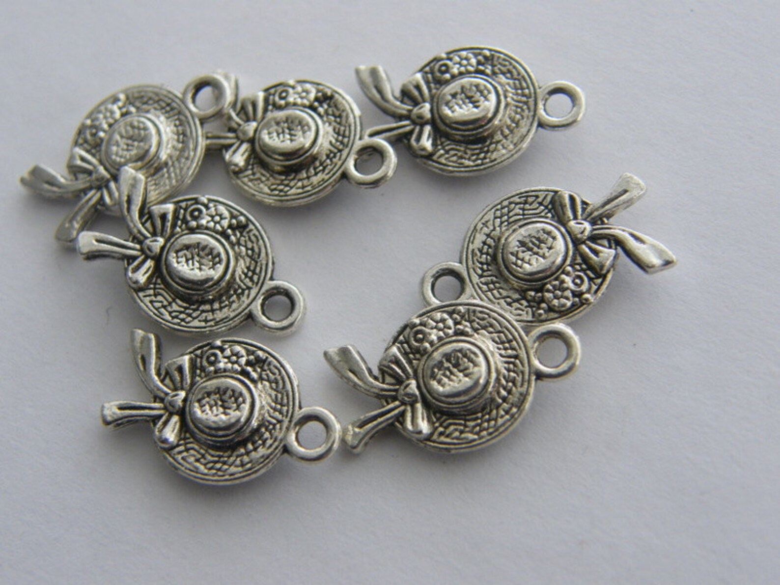 10 Hat Charms Antique Silver Tone CA25 - Etsy