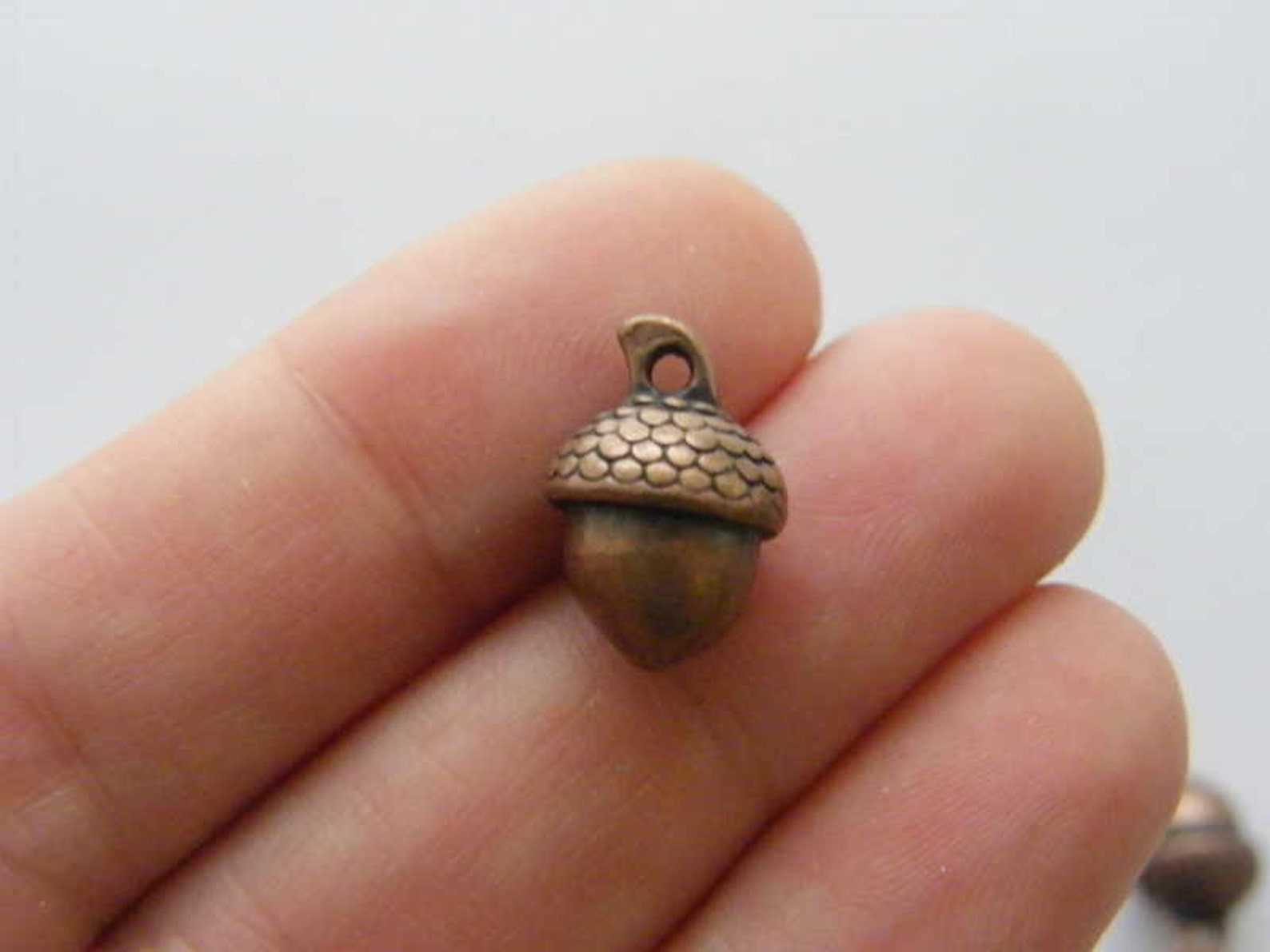 6 Acorn Charms Antique Copper Tone L89 - Etsy