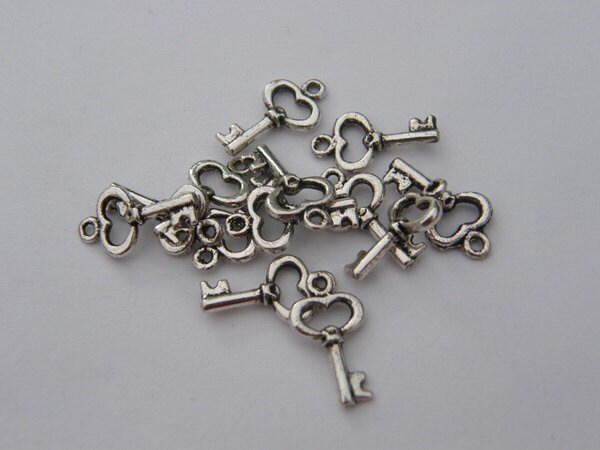 16 Key Charms Antique Silver Tone K41 - Etsy