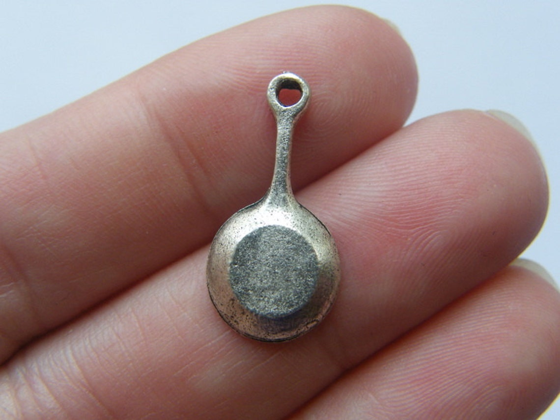 10 Frying Pan Charms Antique Silver Tone FD103 - Etsy