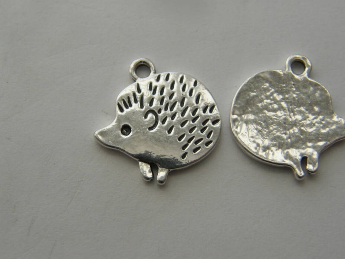 BULK 20 Hedgehog Charms Antique Silver Tone A657 - Etsy