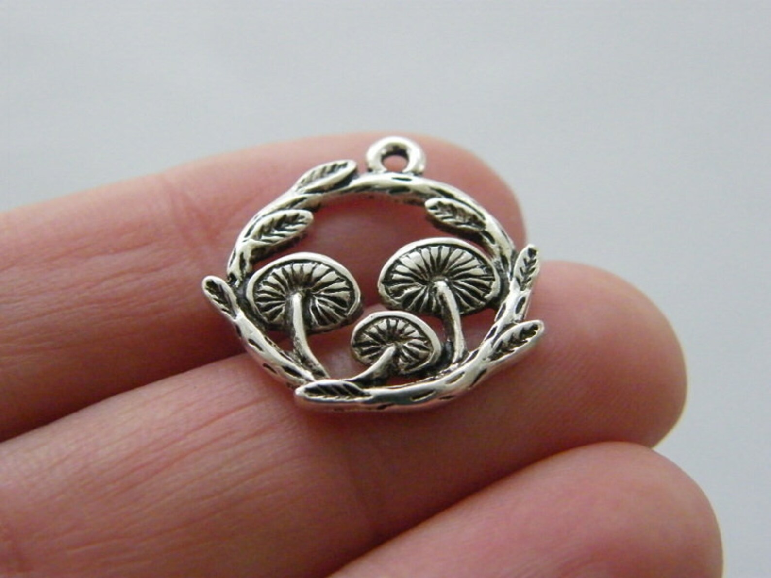 BULK 20 Mushrooms Charms Antique Silver Tone L224 - Etsy