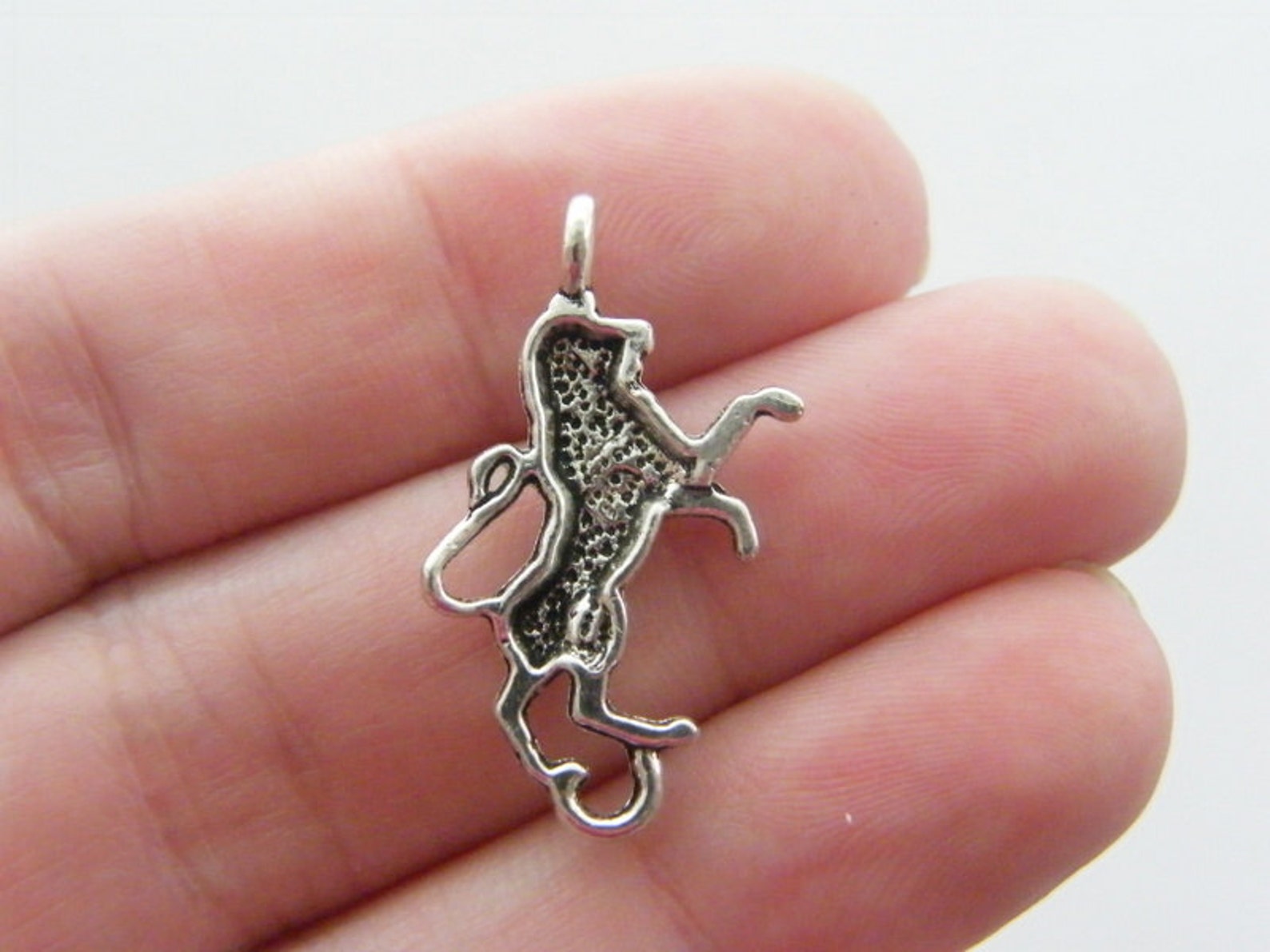 8 Lion Connector Charms Antique Silver Tone A33 - Etsy