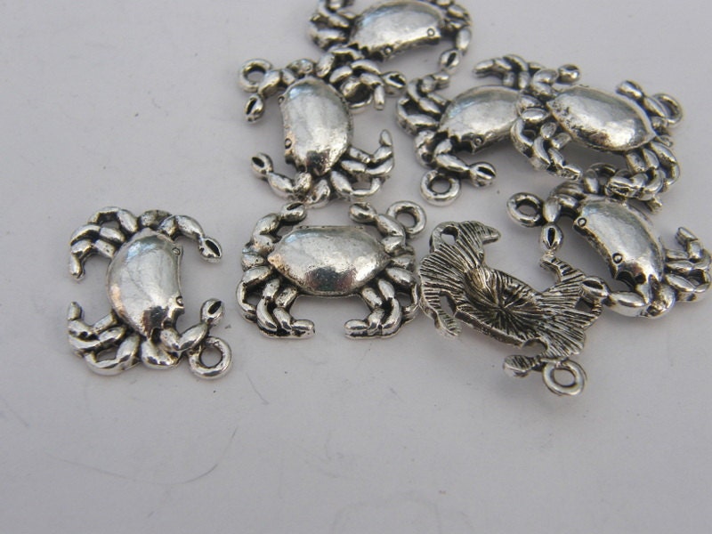 8 Crab Charms Antique Silver Tone FF103 - Etsy