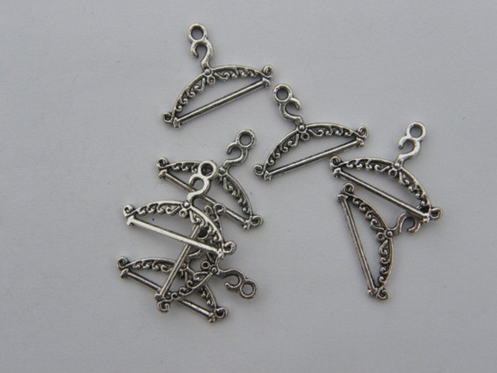8 Hanger Charms Antique Silver Tone P241 - Etsy