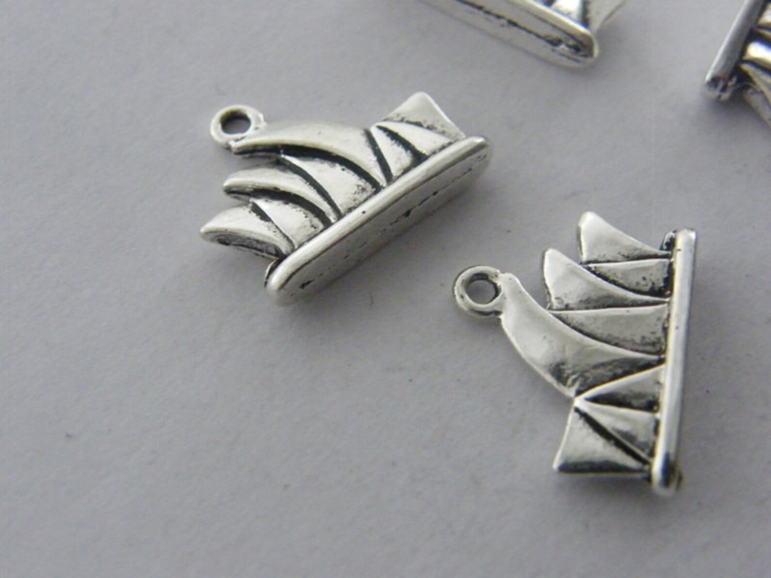 4 Sydney Opera House Charms Ntique Silver Tone WT115 | Etsy