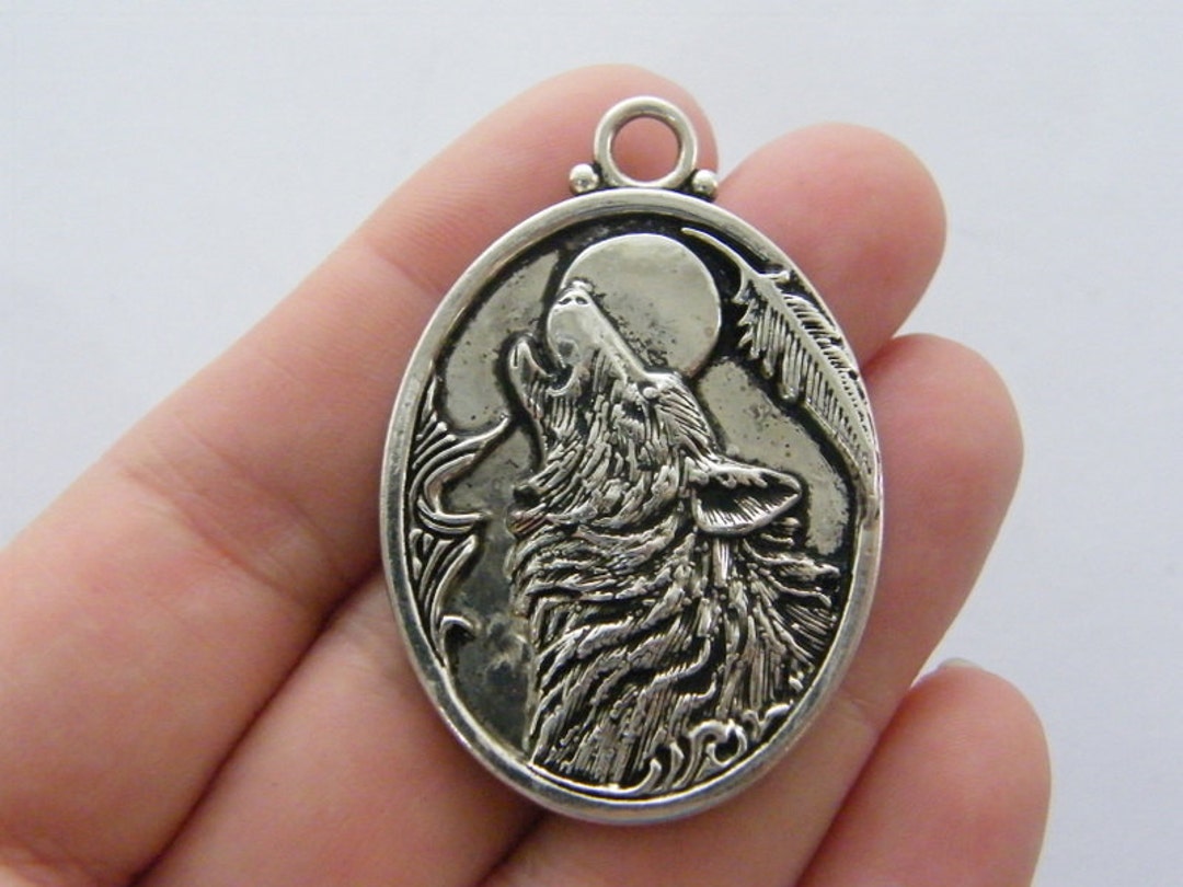2 Wolf Pendants Antique Silver Tone A482 - Etsy
