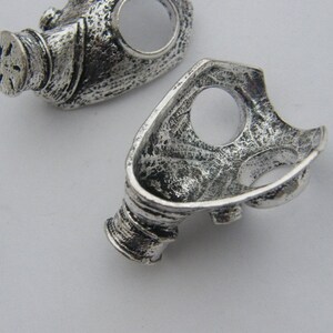 BULK 5 Gas Mask Pendants Antique Silver Tone G31 - Etsy