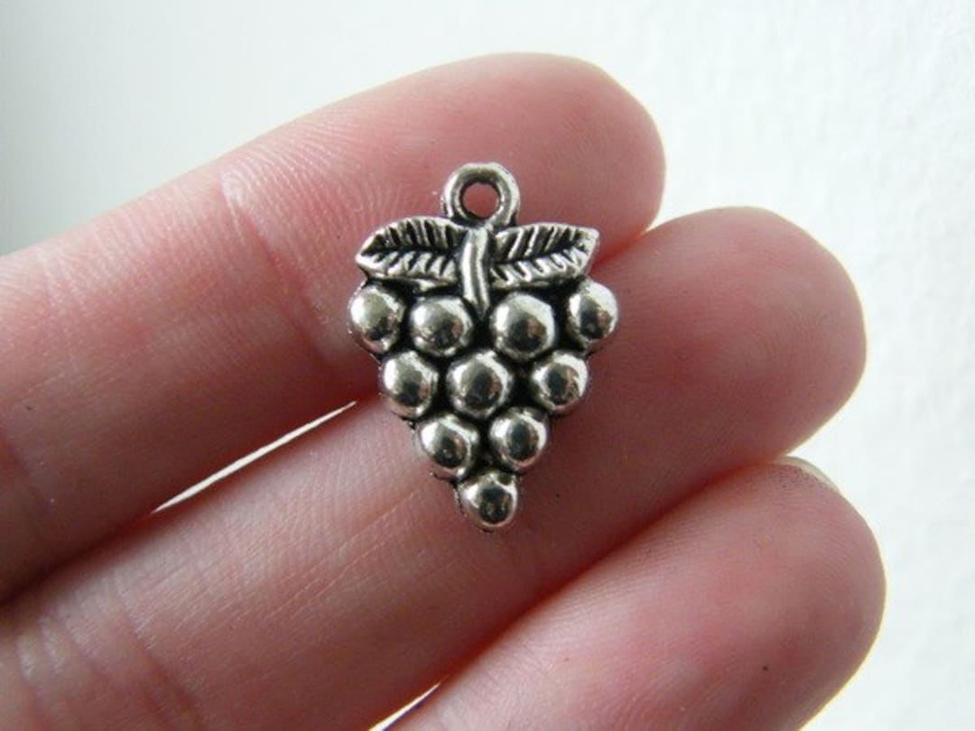 BULK 30 Bunch of Grapes Charms Antique Silver Tone FD227 - Etsy