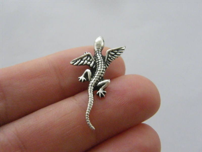 8 Lizard Gecko Charms Antique Silver Tone A641 - Etsy