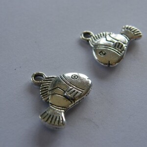 6 Clown Fish Charms Antique Silver FF34 - Etsy