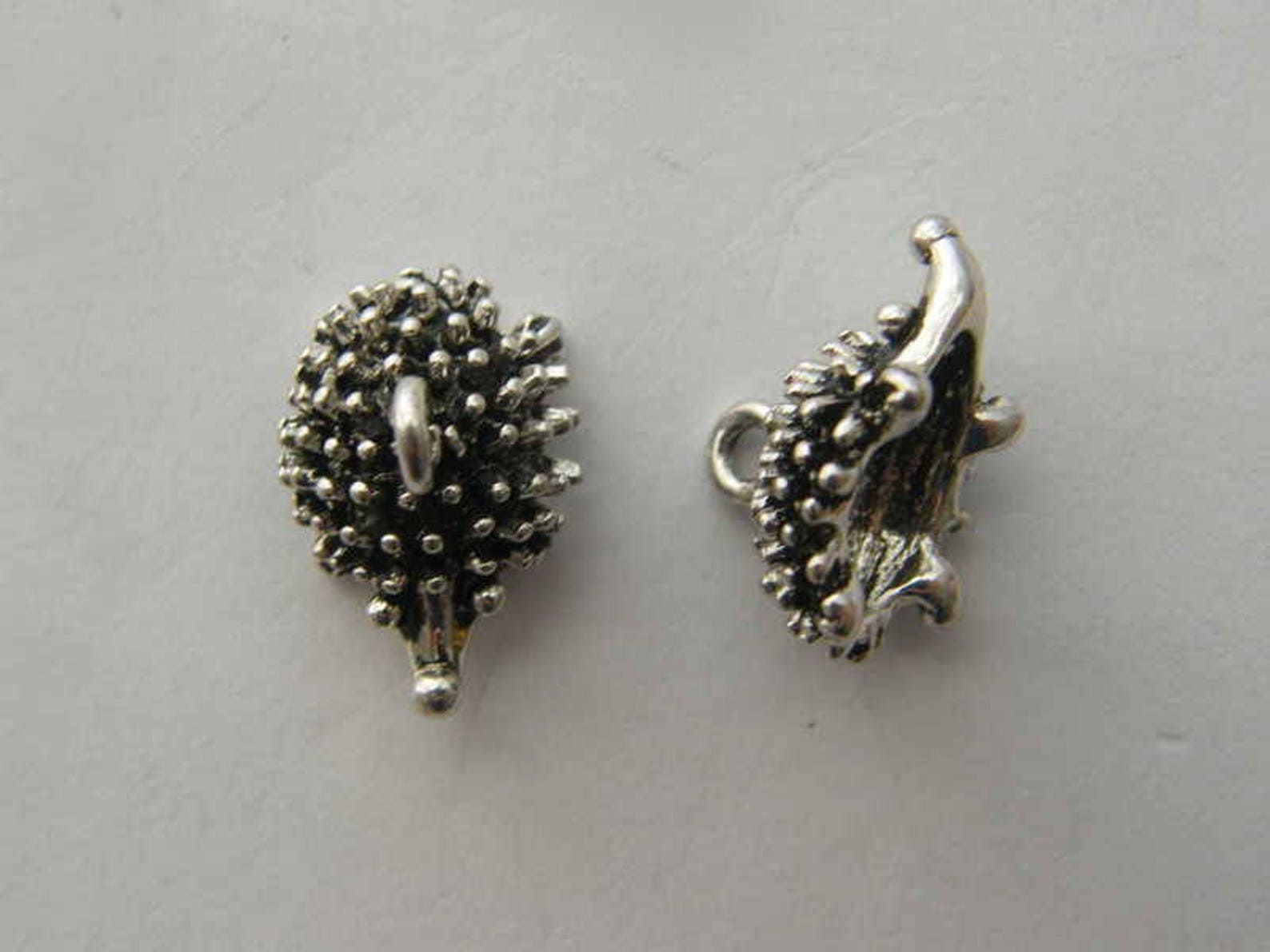 4 Hedgehog Charms Antique Silver Tone A656 - Etsy