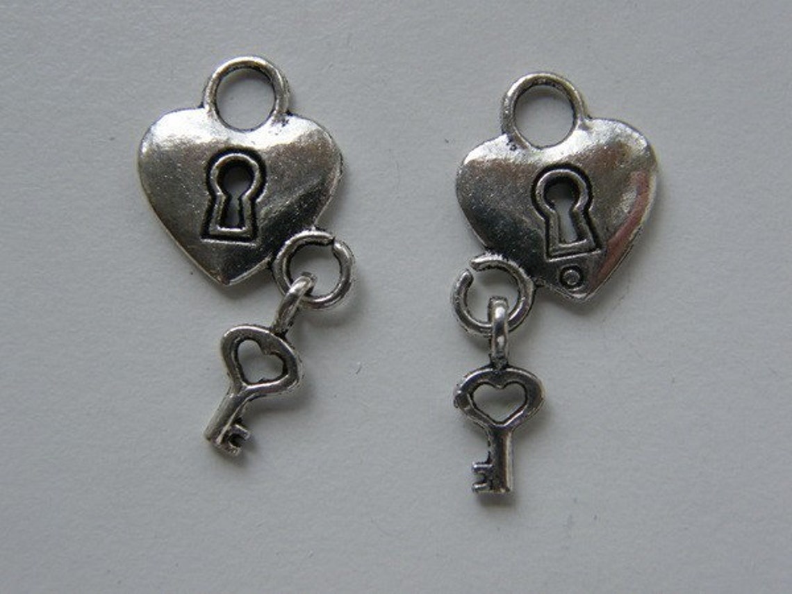 8 Heart Lock and Key Charms Antique Silver Tone H81 - Etsy