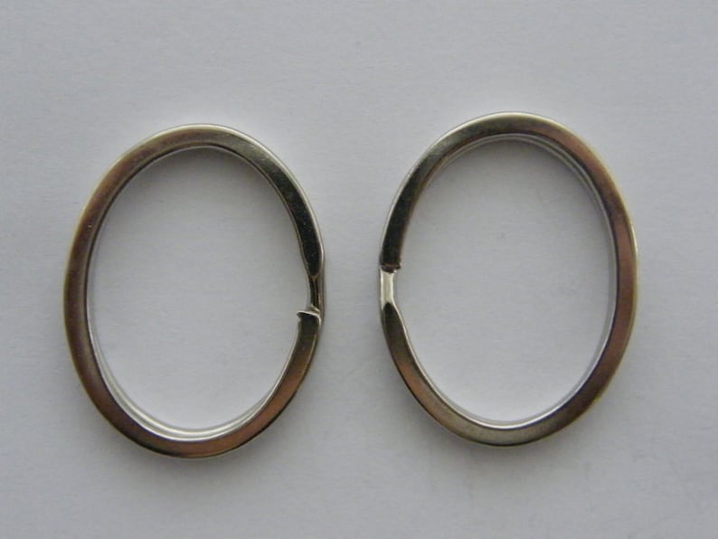 2 Oval key rings 36 x 28mm silver tone FS308 | Etsy