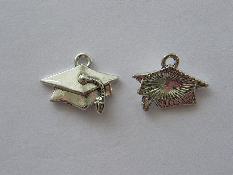 4 Graduation Cap Charms Antique Silver Tone P93 - Etsy